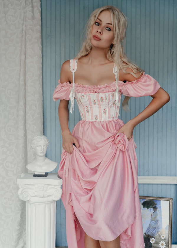 Emma Regency Stays - Enjoué Collectif